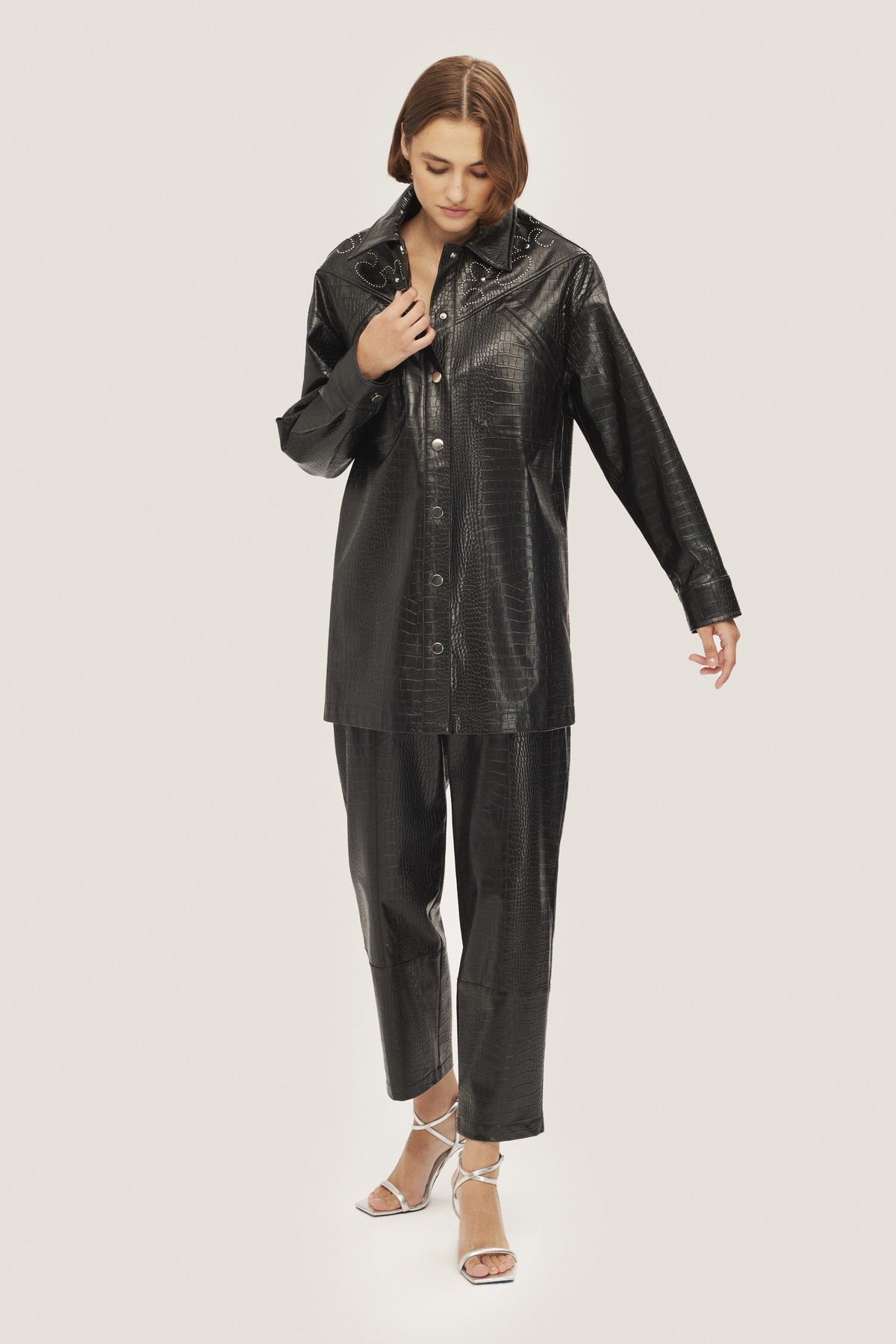 SİYAH VENÖVE FRADO TAKIM